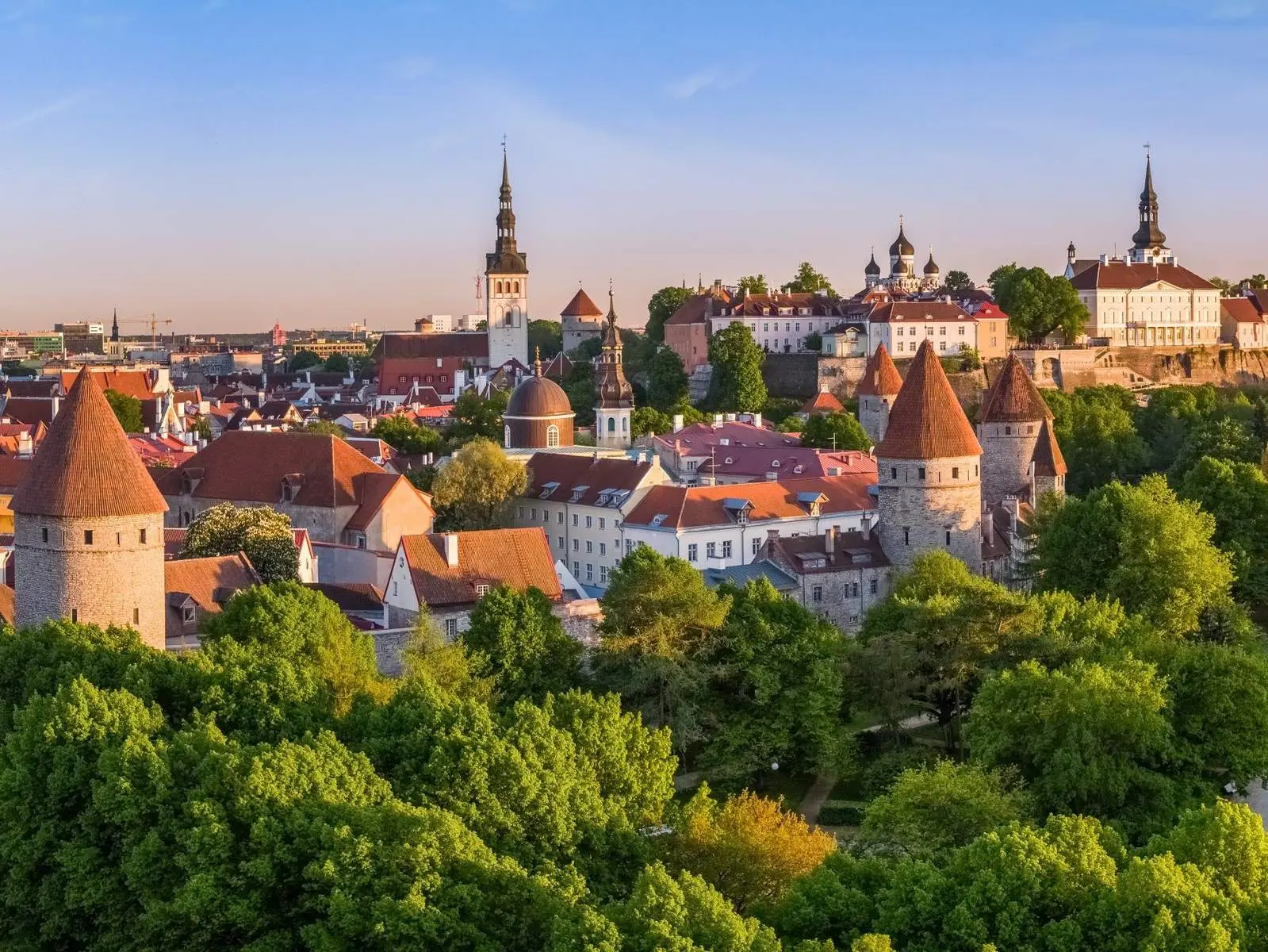 Taxi aeropuerto tallinn: llega al centro de la ciudad | Radio Taxi La ...